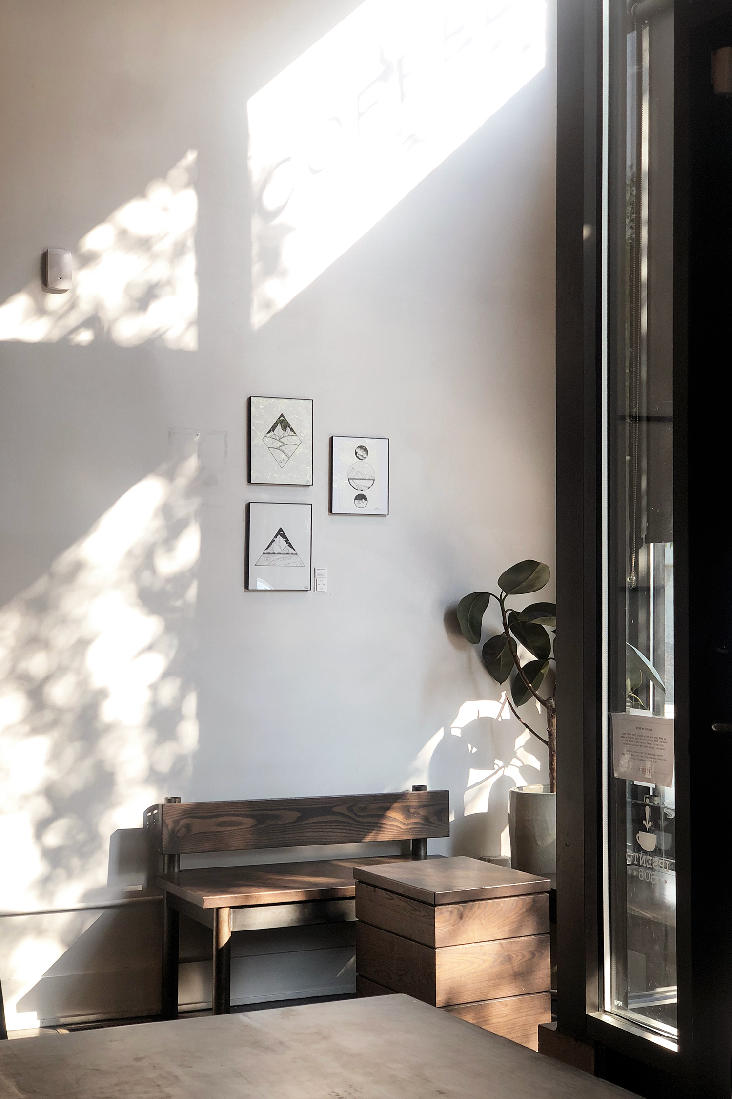 Chicago Guide | Bucktown: Ipsento Coffee (& 606 Bar)