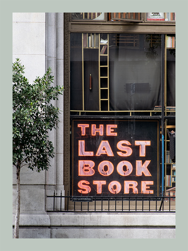 LA Guide | The Last Bookstore - Wanderlogue